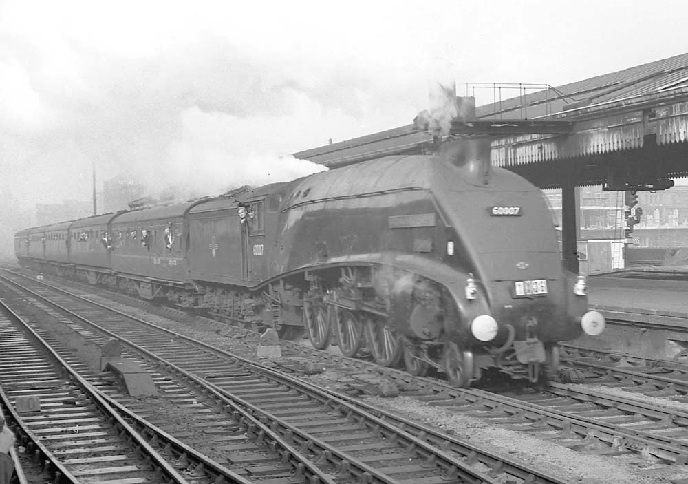 Birmingham Snow Hill - British Railways Period Locomotives: Ex-LNER 4-6 ...